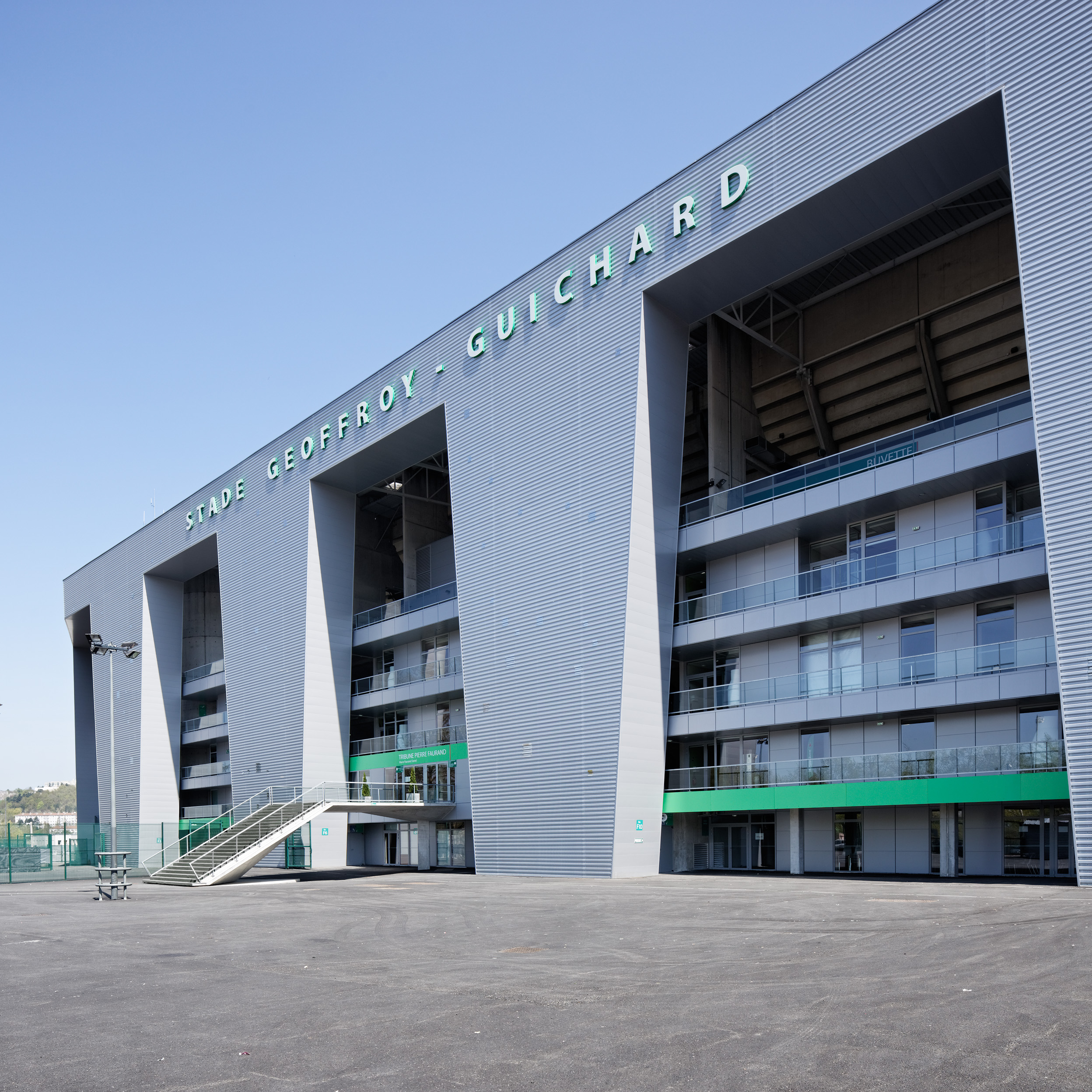 Rénovation du Stade Geoffroy Guichard • chaix et morel